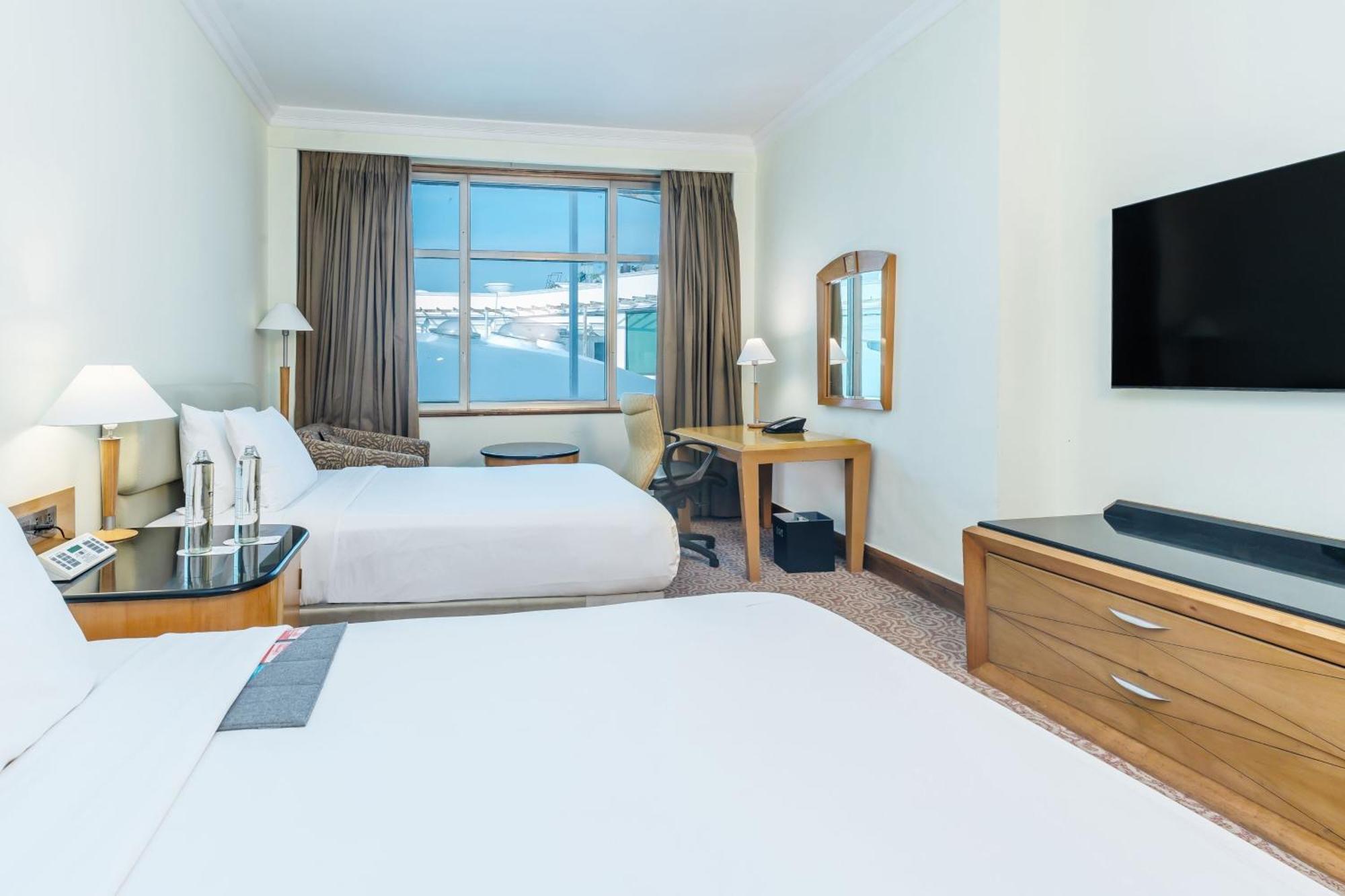 HOTEL LE ROYAL MERIDIEN CHENNAI | ⋆⋆⋆⋆⋆ | INDIA | SEASON DEALS FROM $114